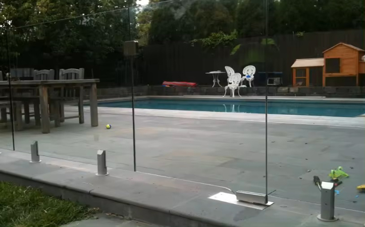 Stainless Steel Glass Railing Post Clamp Glass Spigots Clamp Pool Fence ...