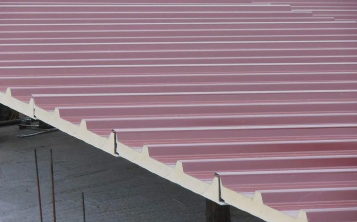 Roof Sandwich Panel Industrial Steel Constructions / Corrugated Sheet ...