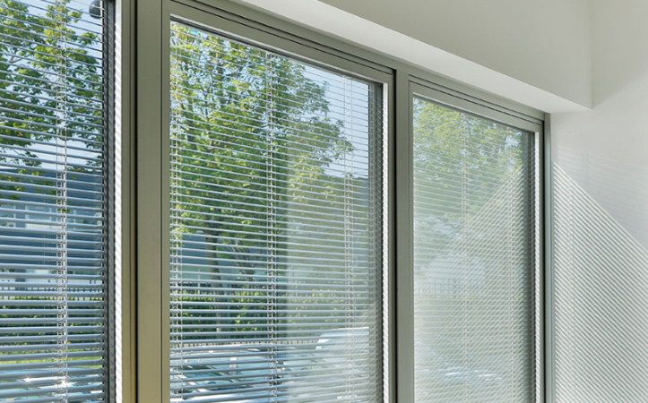 Internal Blinds Glass Partition Wall Glass Wall Blinds Privacy and ...